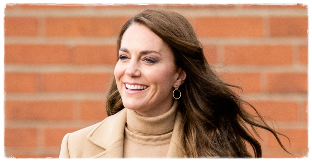 Princess Kate Looking Super Fashionable Wearing The Ultimate Winter ...